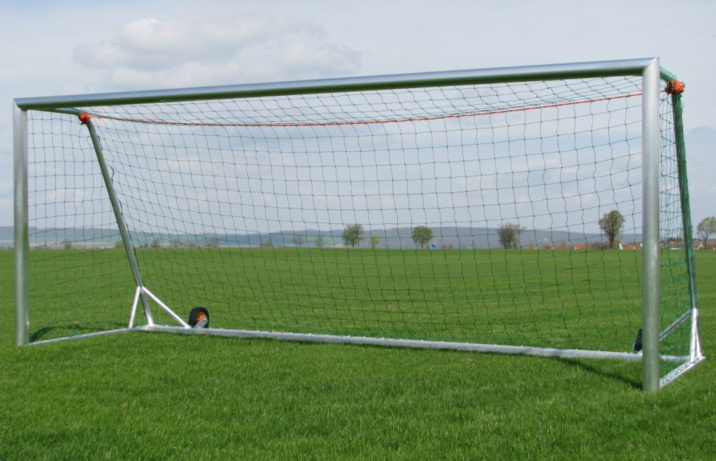 Fußballtor „PROFI VV“ mit Sandgewicht Jugend – JURA Sport-Service